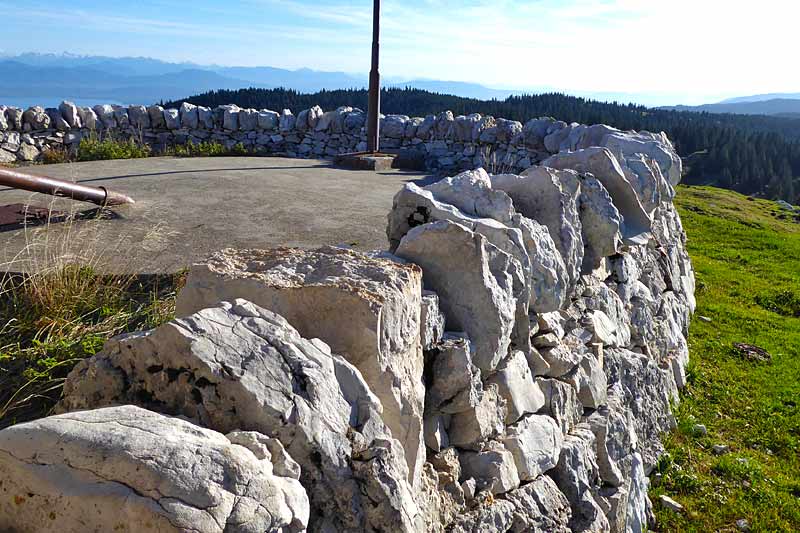 Les murs de pierres sèches du Jura Vaudois